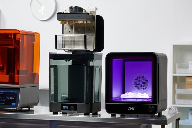 Post-Cure Models in 60 Seconds With the Blazing Fast Form Cure (2nd ...